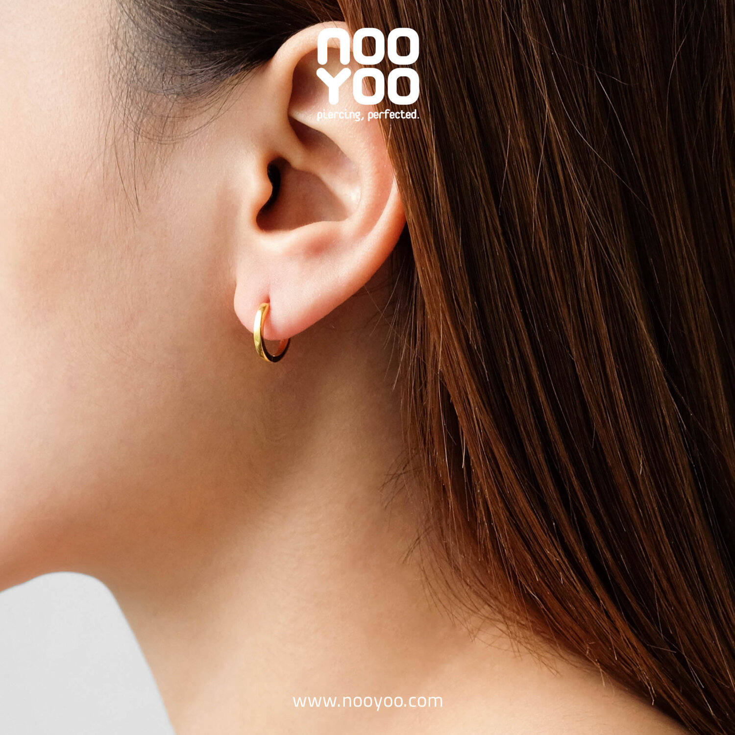ต่างหูห่วง Plain Hoop Surgical Steel รุ่นห่วงเล็ก (สีขาว/สีทอง) - NooYoo