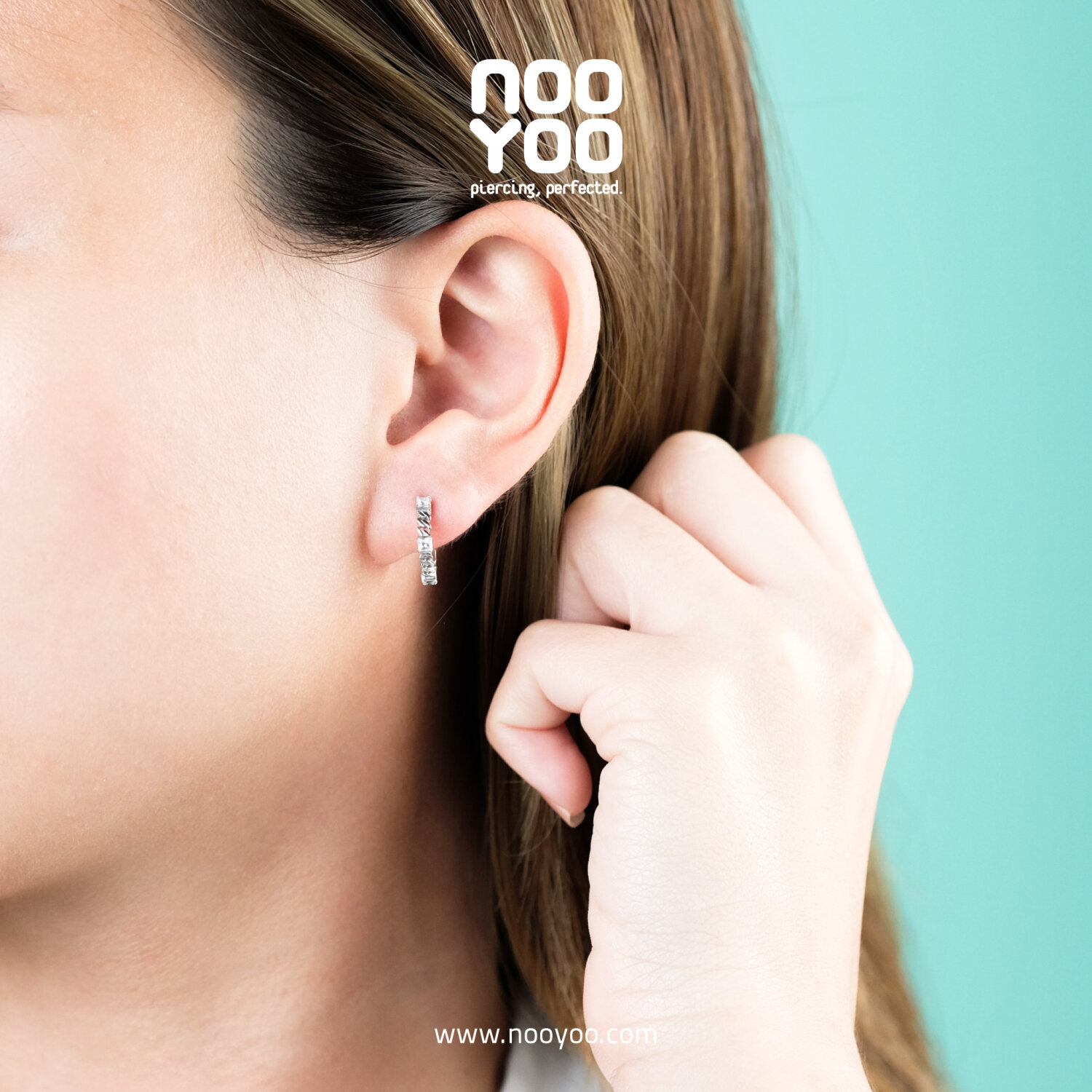 (31525) ต่างหู CoCr NF Chain Hinged Ring with Premium Zirconia - NooYoo