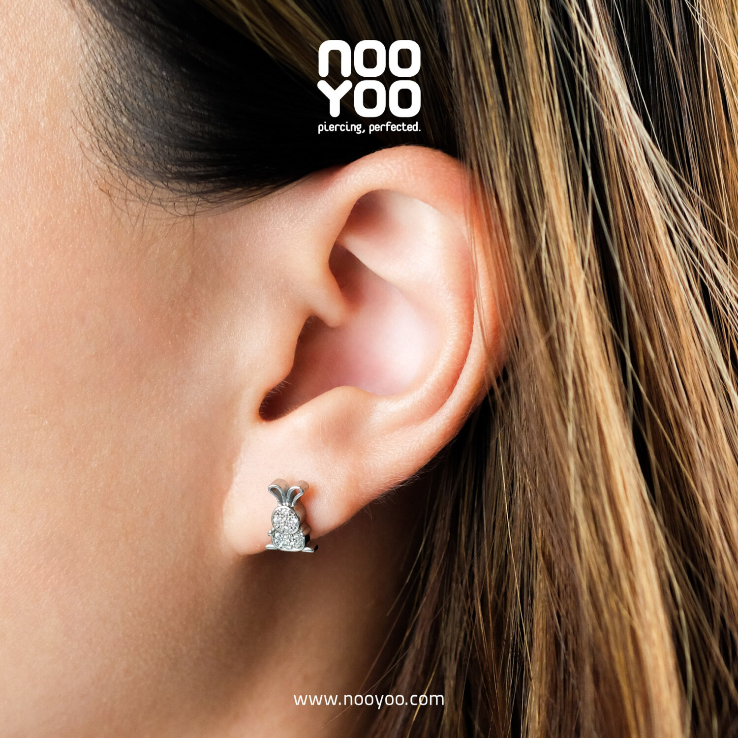 (31357) ต่างหู RABBIT with Crystal Surgical Steel - NooYoo