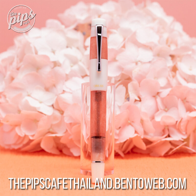 OPUS 88 : Koloro - White & Pink - The PIPS Cafe'