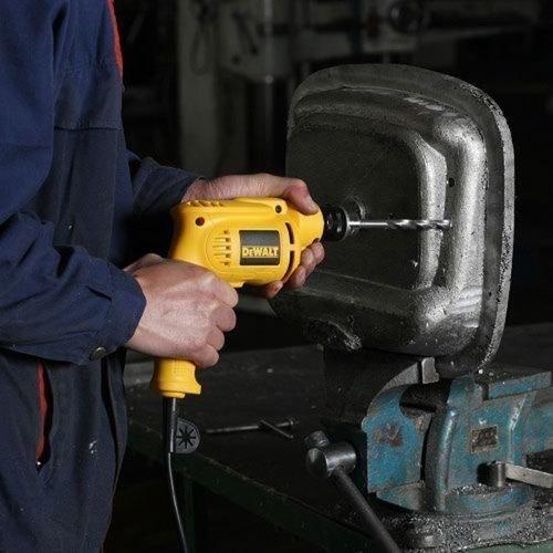 DEWALT DWD014-B1 สว่านไฟฟ้า 3/8 นิ้ว งานหนัก (550 วัตต์ | ซ้าย - ขวา ...