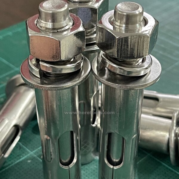 PERUNYA ST.SS304-M16 พุกสแตนเลส (ST) SUS-304 ขนาด M16 x ยาว 110 mm. - HereTools