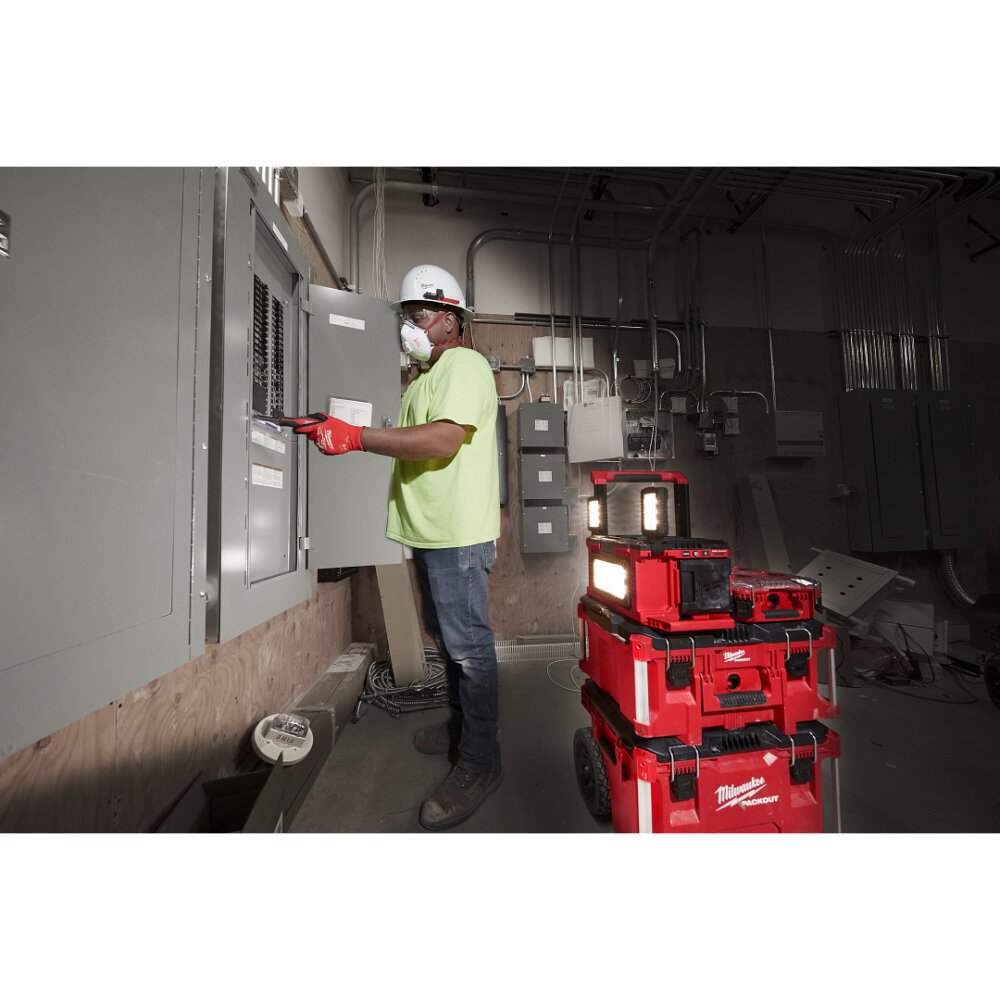 Milwaukee M18 POALC-0 โคมไฟสนาม PACKOUT LED 3000 Lumens (เครื่องเปล่่า ...