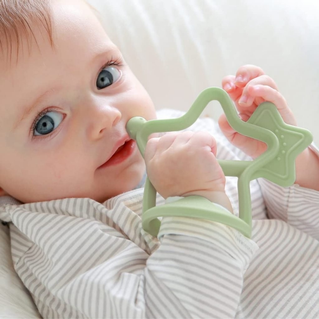 MOYUUM Teether Set เซ็ต ยางกัด ใส่ข้อมือ แพค 2 ชิ้น - Bambi Garden ...