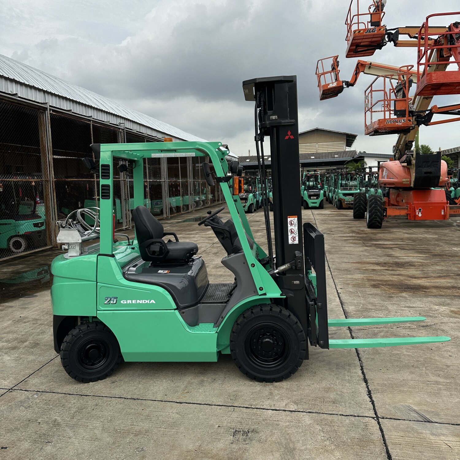 รถมือสองสำหรับเช่า FG25NT-69004 - umwsiam-store