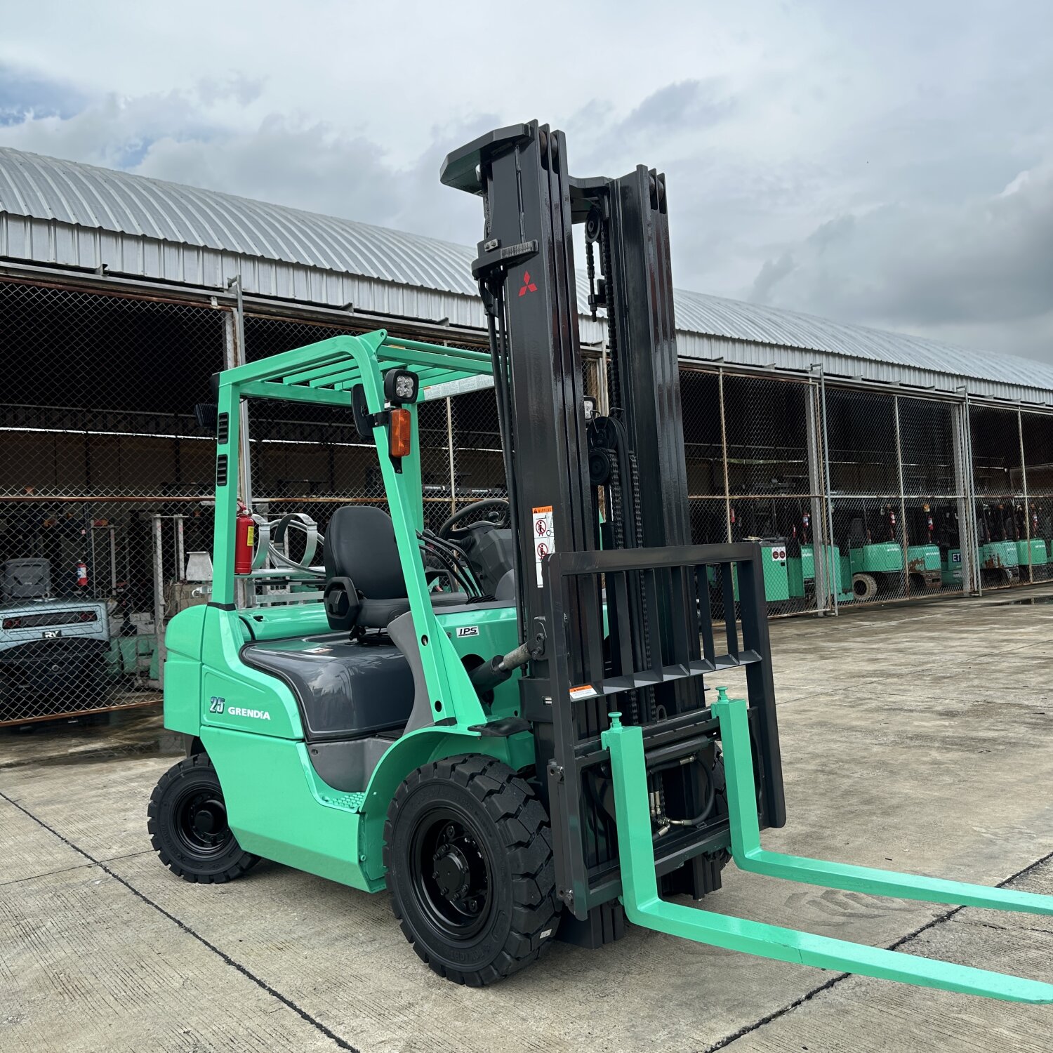 รถมือสองสำหรับเช่า FG25NT-69004 - umwsiam-store