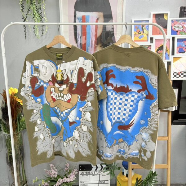 Premium TAZ (ป้ายเหลือง) #0002 - Queen T-Shirt